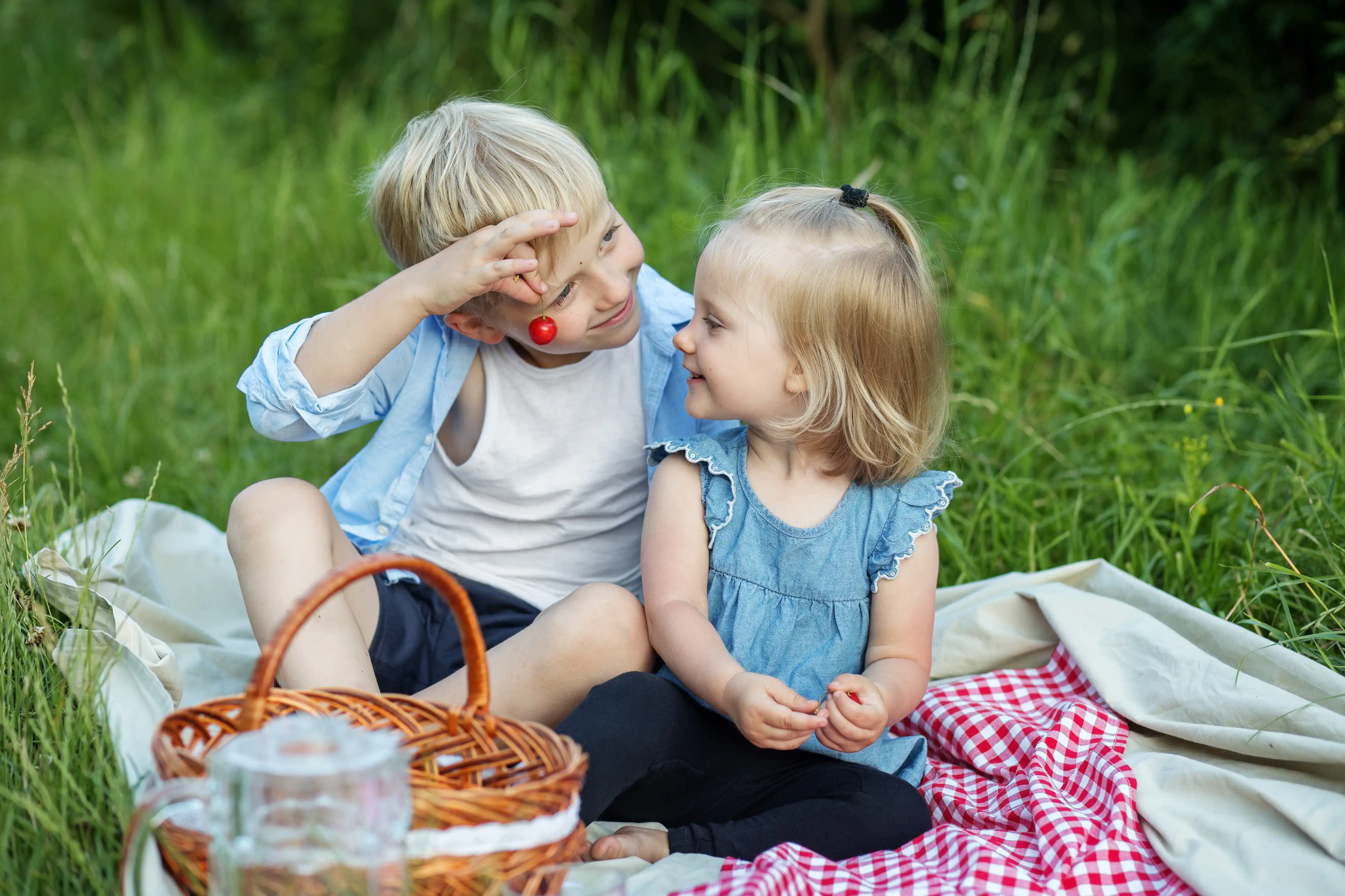 Picnic Games for Kids: Fun Outdoor Activities & Ideas